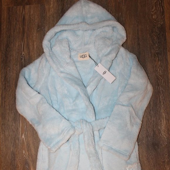 UGG | Intimates & Sleepwear | Nwt Ugg Plush Aarti Womens Bath Robe Blue ...